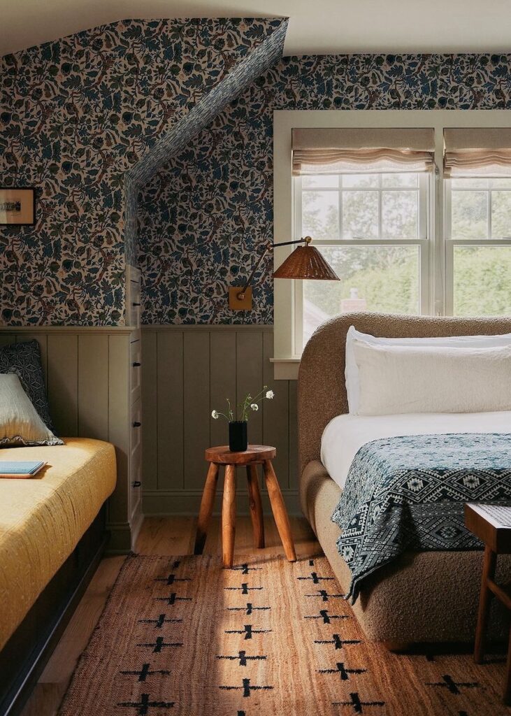 20+ Cottagecore Bedrooms With A Vintage Feel You'll Love!