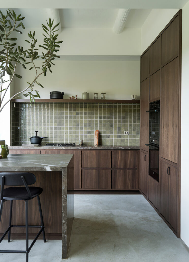 Walnut Kitchen Inspiration: 17+ Spaces You'll Want to See!