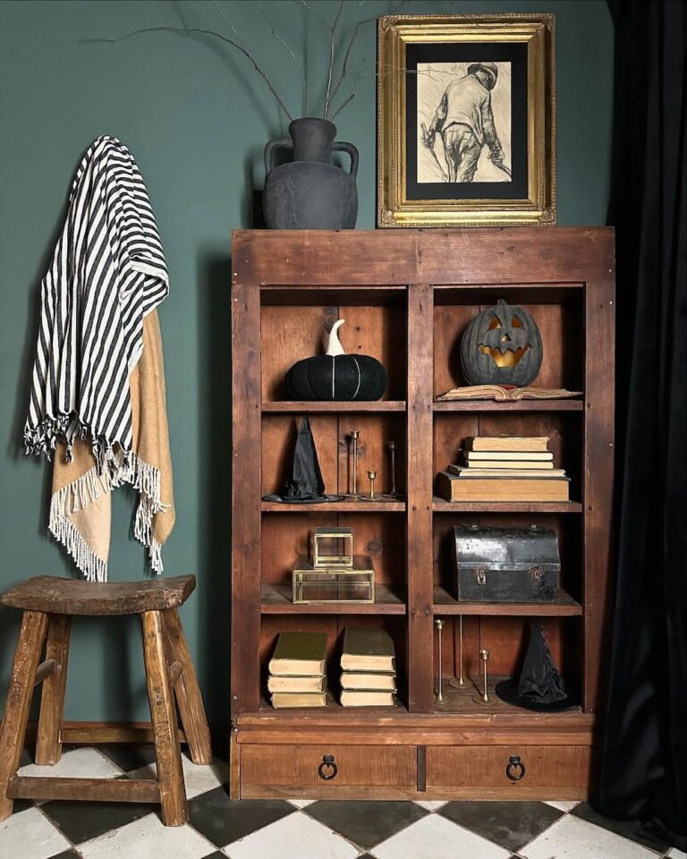 Elegant Halloween Decor: 26+ Chic Ideas For Spooky Season
