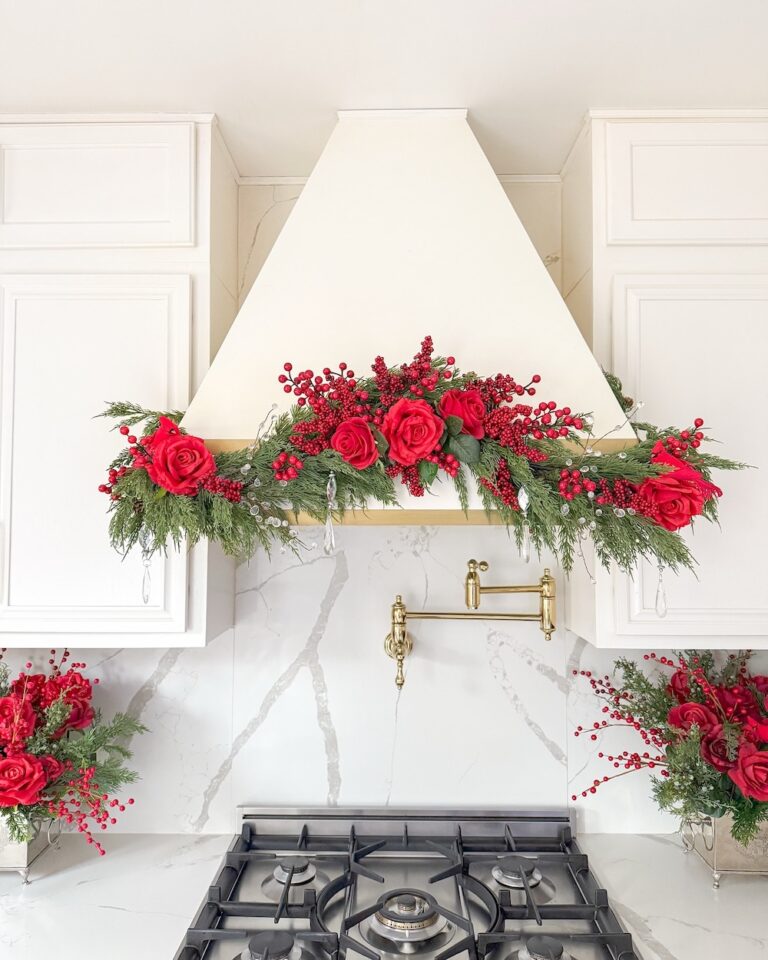 Luxe for the Holidays: 22+ Classy Christmas Decor Ideas You'll Love
